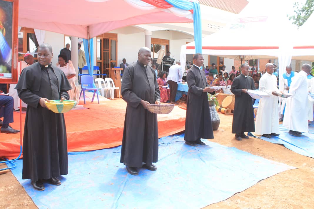 Fundraising Drive to Complete Devine Mercy Church in Kyabakuza - Masaka ...